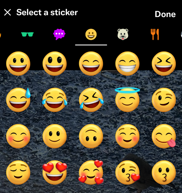 Twitter's Glossy Emoji Stickers on Emojipedia